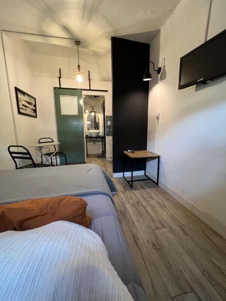 Monoambiente En Zona Residencial - Mendoza