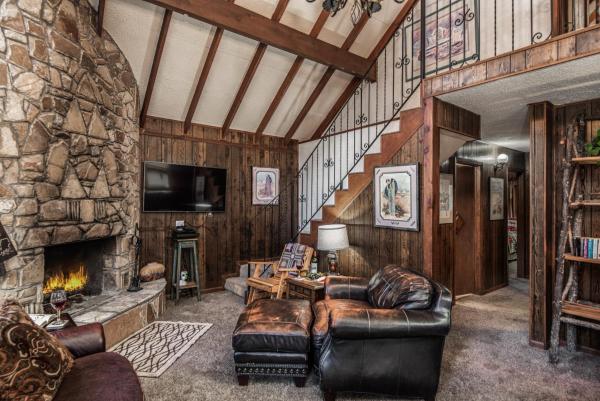 Knott Inn - Ruidoso, NM