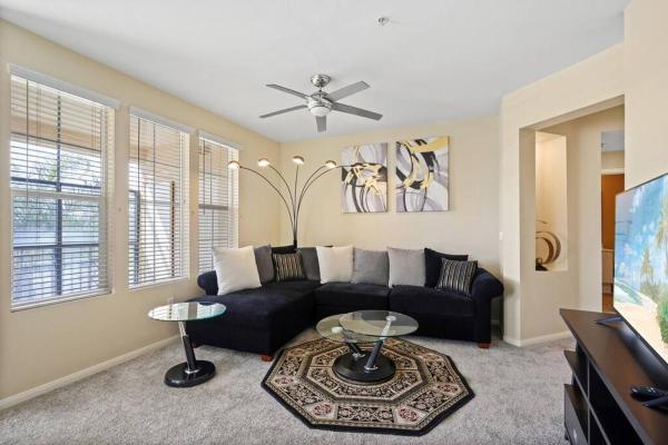 Luxury 2br/2ba! 5 Min To Disney! - Orange, CA
