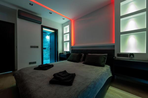 Stylish 2 Bedroomed Apartment Gzira (Updated Pics) - Malta
