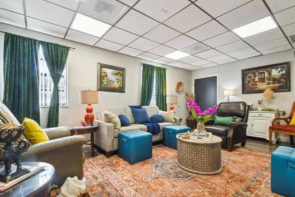 Luxury, Countryside, Tranquil Retreat At The French Château Of Odessa - Tampa