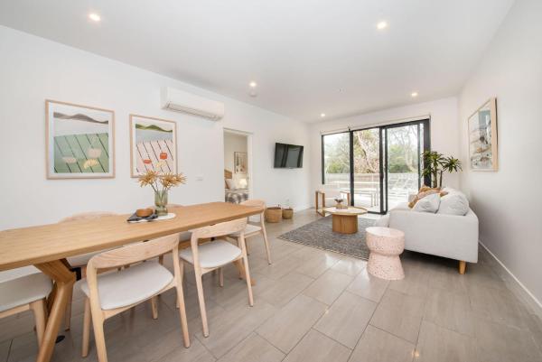 Apartment Living On The Beach - Arthurs Seat