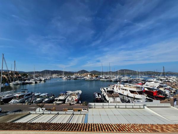 Très Grand Deux Pièces Marines De Cogolin - Plage de Pampelonne
