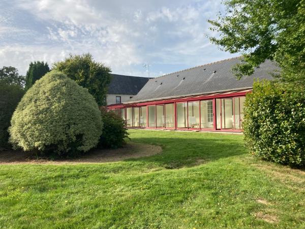 Hôtel Les Voisins Beaucemaine - Langueux