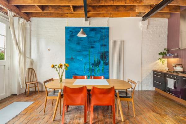 Modern Comfort Spacious Apartment Near Kings Cross And Camden, Complementary Fast Wifi, Netflix, Tea & Coffee - London Euston station