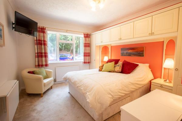 Cosy Annex, Close To Beach With Parking - Torquay