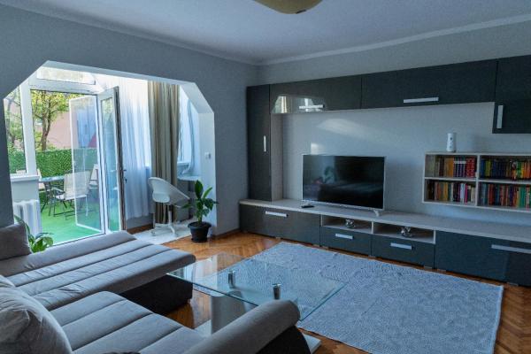 Lara's Residence - Temišvar