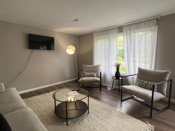 Horace House On The Hill - Maple Grove, MN