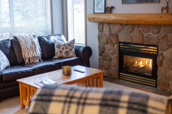 Stone Creek Chalets By Fernie Central Reservations - Kootenay River