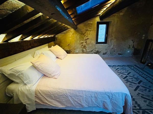 "Palazzo Sabbioni" Romantic Apartment With Kitchen Park View - Emilia-Romagna