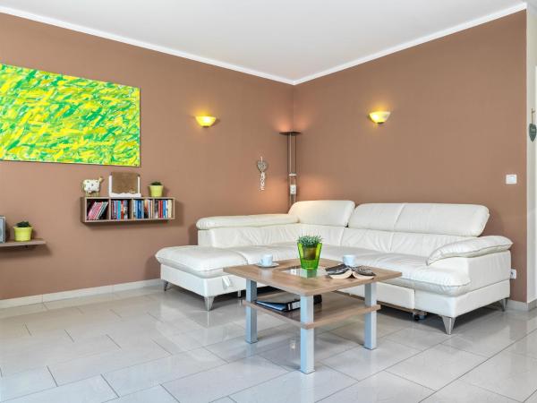 Steinfurths Hüsing Gartenoase - Insel Poel