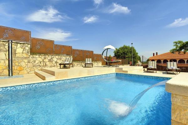 Schöne Villa Bei Rovinj Mit Privatem Pool - Rovinj