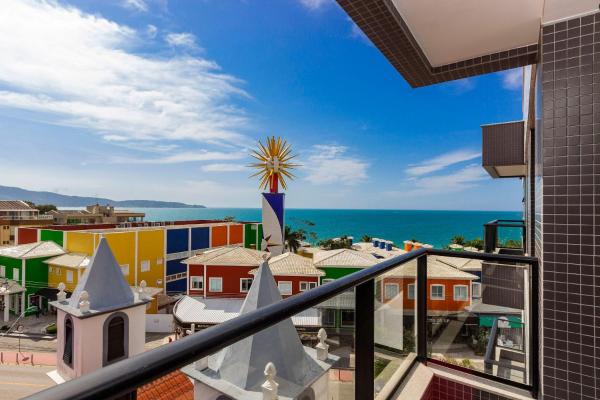 Aion Suites 302 – Lindo Apartamento Com Vista Para O Mar, A 60m Da Praia De Bombinhas, Com Piscina E Academia No Rooftop. - Bombinhas