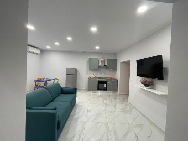 Isla Home - Naples
