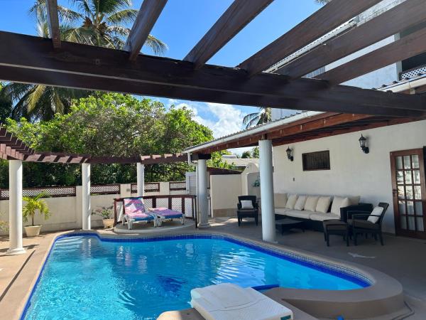 11 Gibbs Glade - Barbados