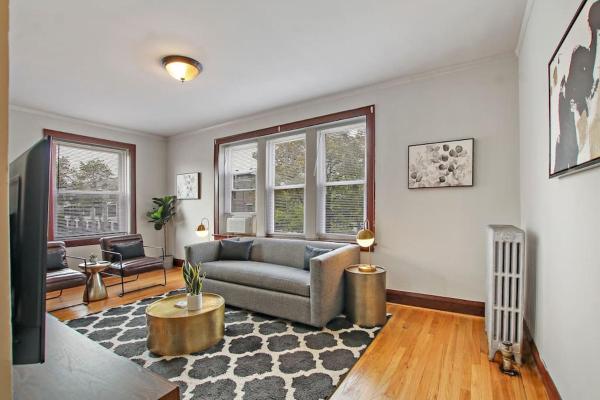 Prime City Stay In A 1br Apartment - Cullom F2 - Chicago, IL