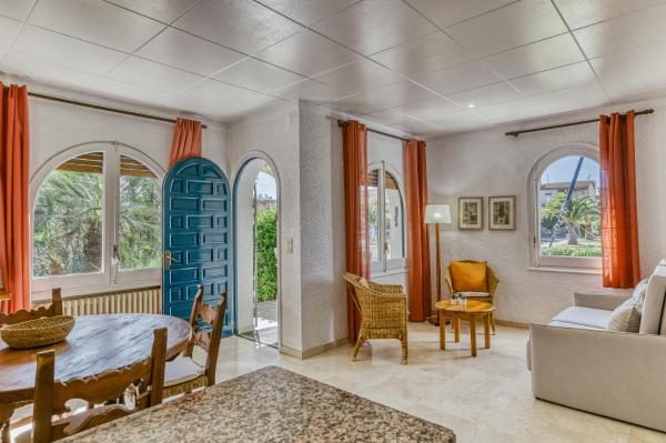 Art- Apartamentos Revilla Tacke H - Empuriabrava