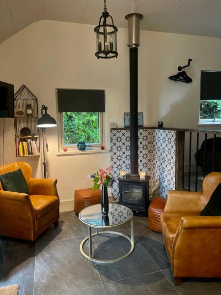 Railway Cottage Annascaul - Dingle Peninsula