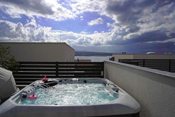 Sobol Apartments 'Navis' With Private Jacuzzi - Crikvenica