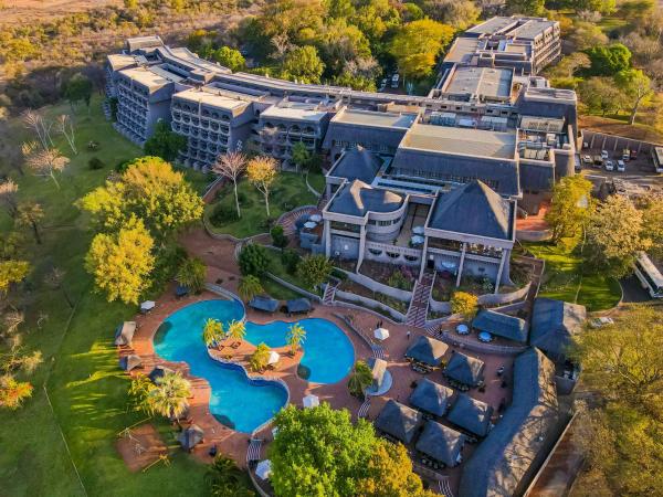 Elephant Hills Resort - Victoria Falls