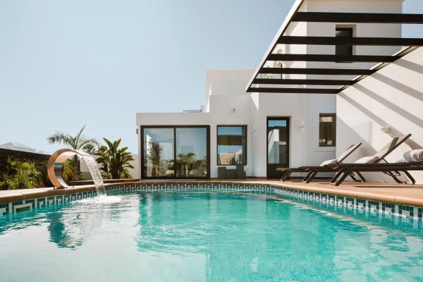 Villa Faro. Piscina Climatizada, Jacuzzi Y A.c. - Playa Blanca