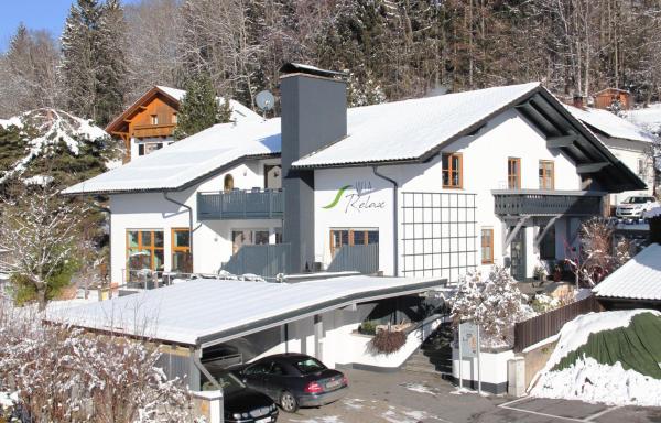 Villa Relax - Ferienwohnungen & Hallenbad & Relaxgarten - Lohberg