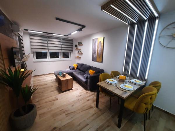 Apartman Lux-besplatno Korišćenje Zasebne Garaže - Sremska Mitrovica