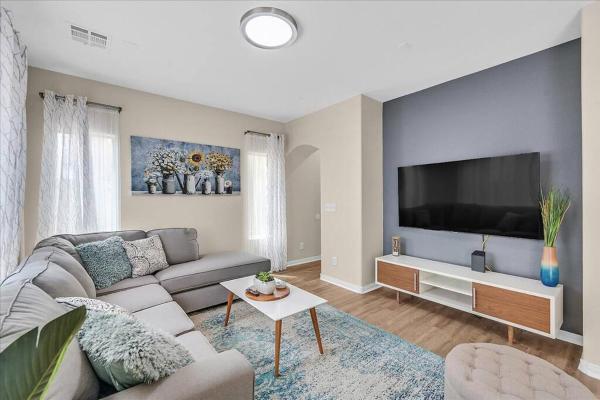 King Bed In Master Suite! - Las Vegas