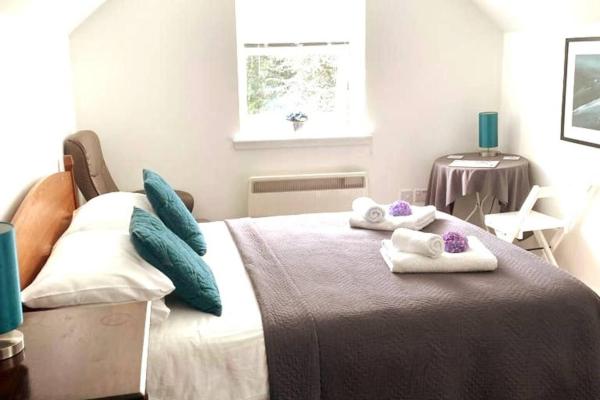 Cosy Kirriemuir Flat - Pet Friendly Retreat - Aberdeenshire