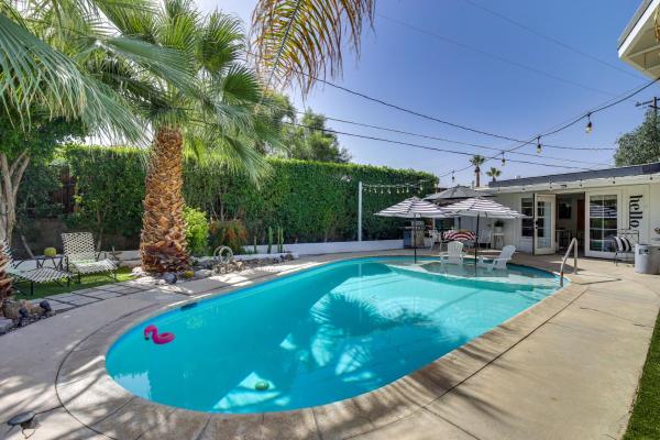 5 Blocks To El Paseo Palm Desert Casita With Pool - Palm Desert, CA