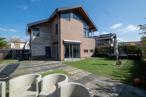 Big 5-bedroom House In Capelle Aan Den Ijssel - Barendrecht
