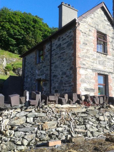Bwthyn Bach Gilfach - Bangor