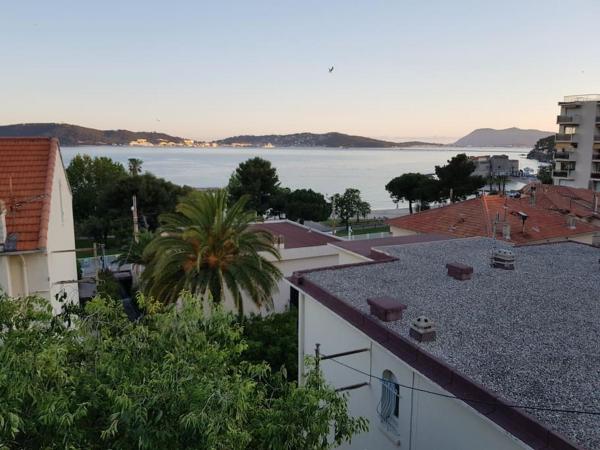 Appartement Près Des Plages Du Mourillon - トゥーロン
