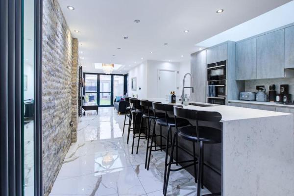 Luxurious House Leyton Sleep7+garden Next To Stratford - Chingford