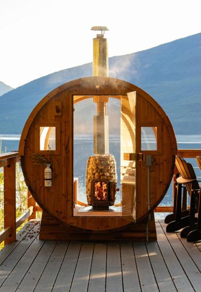 Lakeview Cabin Retreat W/ Sauna And Stunning View - Nakusp