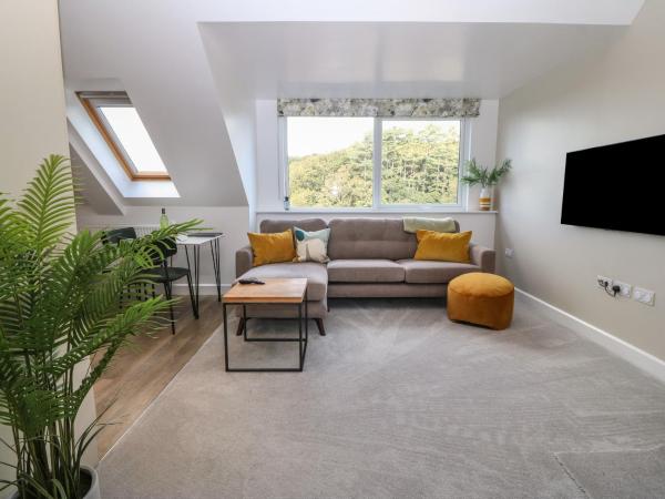 Apartment 16 - Caernarfon