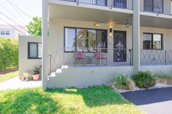 Bay Harbor Unit 4 Perfect 2 Bed 1 Bathprime Lo - North Miami, FL