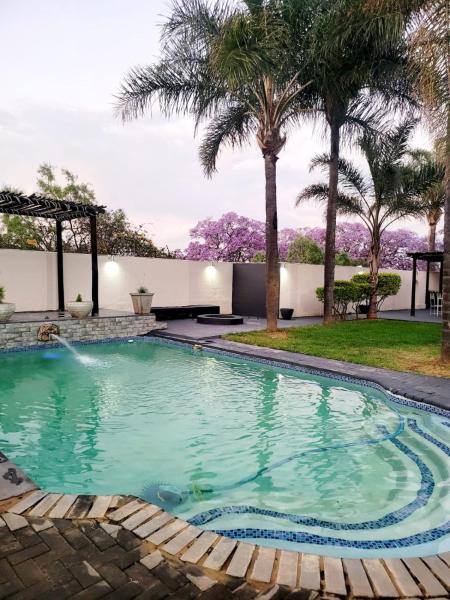 Falcon's Nest - Pretoria