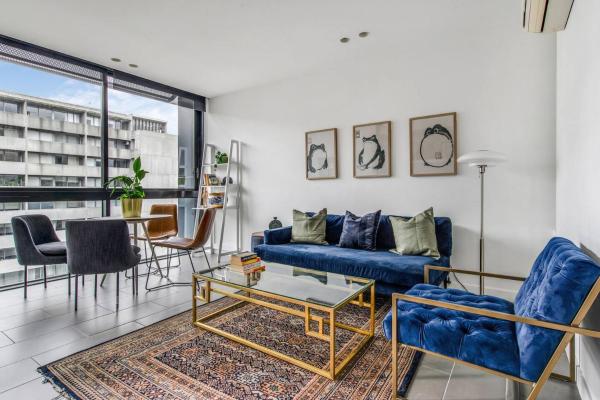 Experience Elegance At A Resort-style Urban Oasis - セント・キルダ