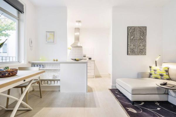 'The Courtyard Chateau' Fresh And Modern Off Toorak Rd - 里士滿
