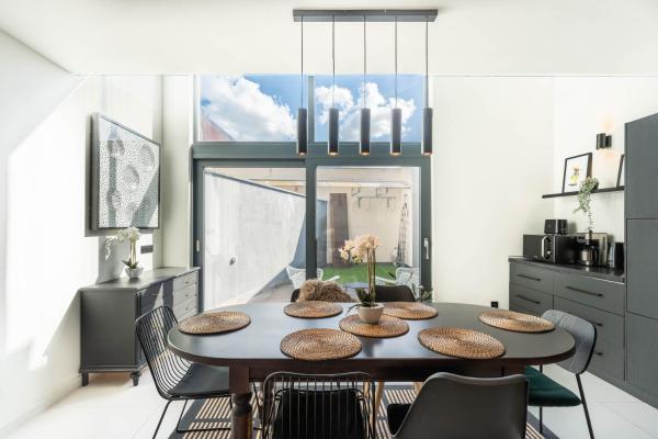 Cosy & Spacious House In Center - Kuurne