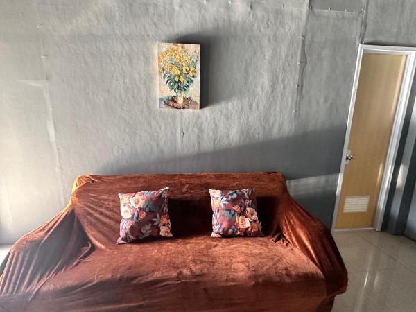 Penthouse Style Near Bacolod - Bago City