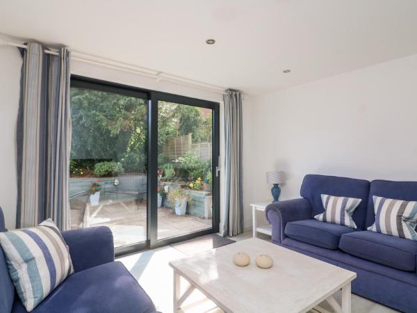 1 Camperdown Lodge - Salcombe