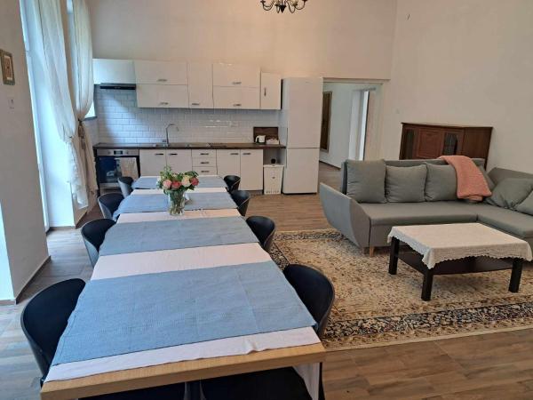 Chata U Vajdov - Nové Mesto nad Váhom