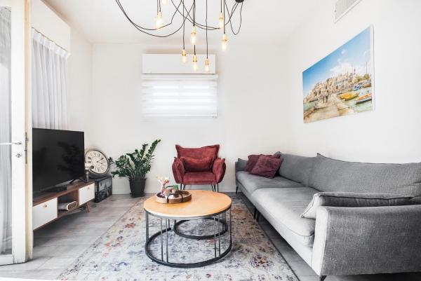 Premium 1bd Apartment Near The Beach W/balcony - Tel Aviv-Yafo