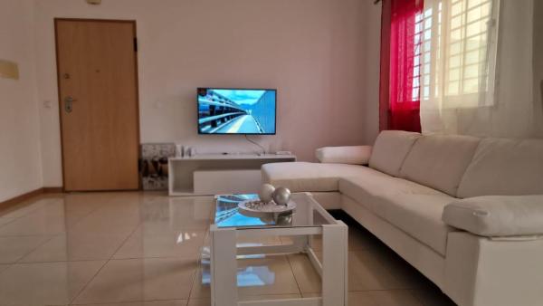 Casa De Férias Com 2 Quartos Ou Aluguer Diária - Cabo Verde