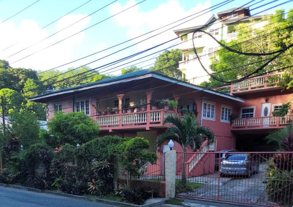 Western Tobago Cozy 3 Bedroom Retreat - Trinidad and Tobago