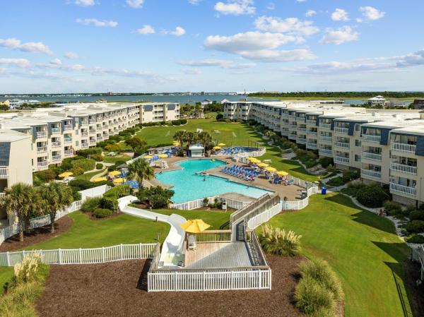 Oceanfront Top Floor Unit At A Place At The Beach, Beautifully Renovated - Atlantic Beach, NC