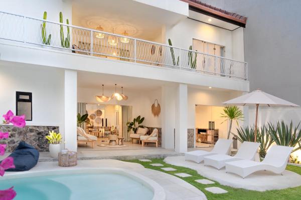 Casa De Lupe 5 Bedroom Villa In Kerobokan - Denpasar