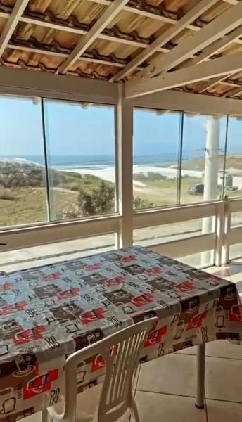 Cabo Frio- Casa Pé Na Areia - Suíte Vista Mar- Garagem Coberta Privativa 2 Vagas - Hospedagem Para Até 10 Pessoas - Cabo Frio
